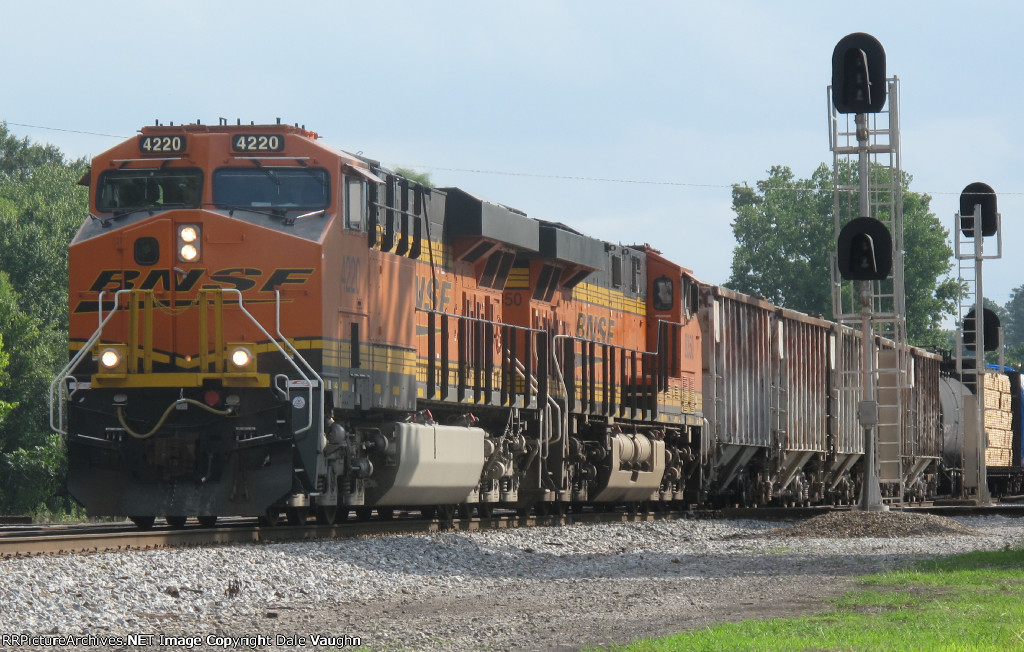 BNSF 4220